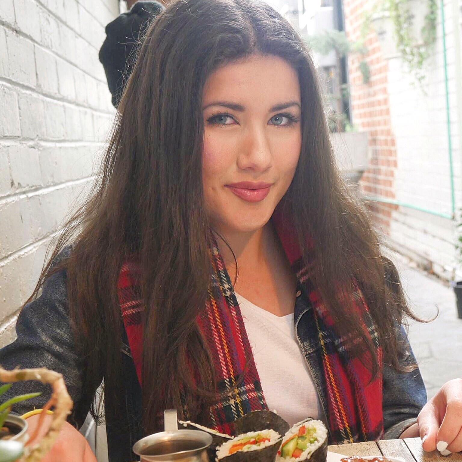 Instagram Influencer Spotlight On: Emily Holgate @earth_emily - StarNgage