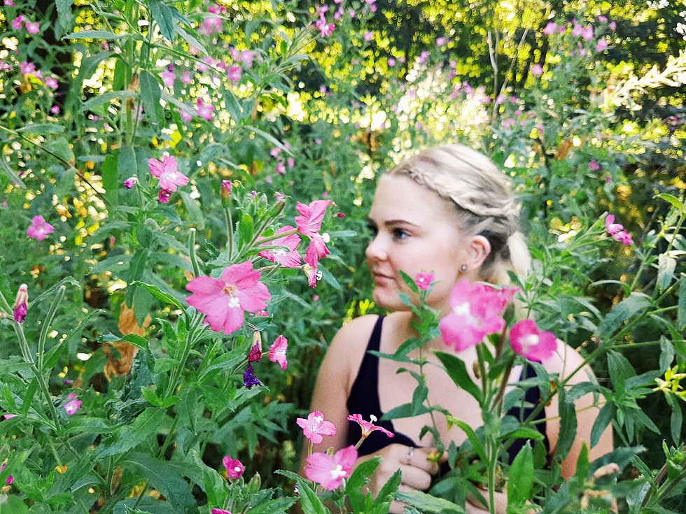 Instagram Influencer Spotlight On: Chloe Dawson @dawson.xo - StarNgage