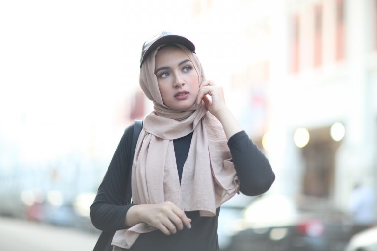 Top 30 Selebgram Hijab di Indonesia - StarNgage