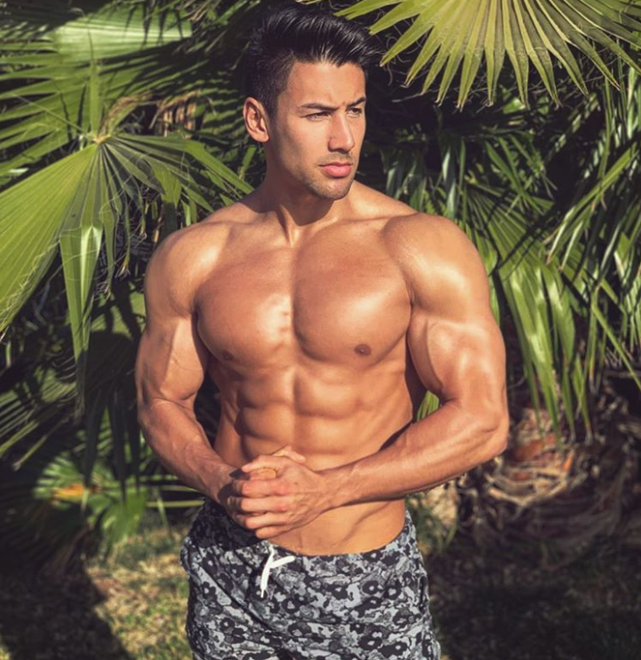 TOP 20 Selebgram di Bali - StarNgage